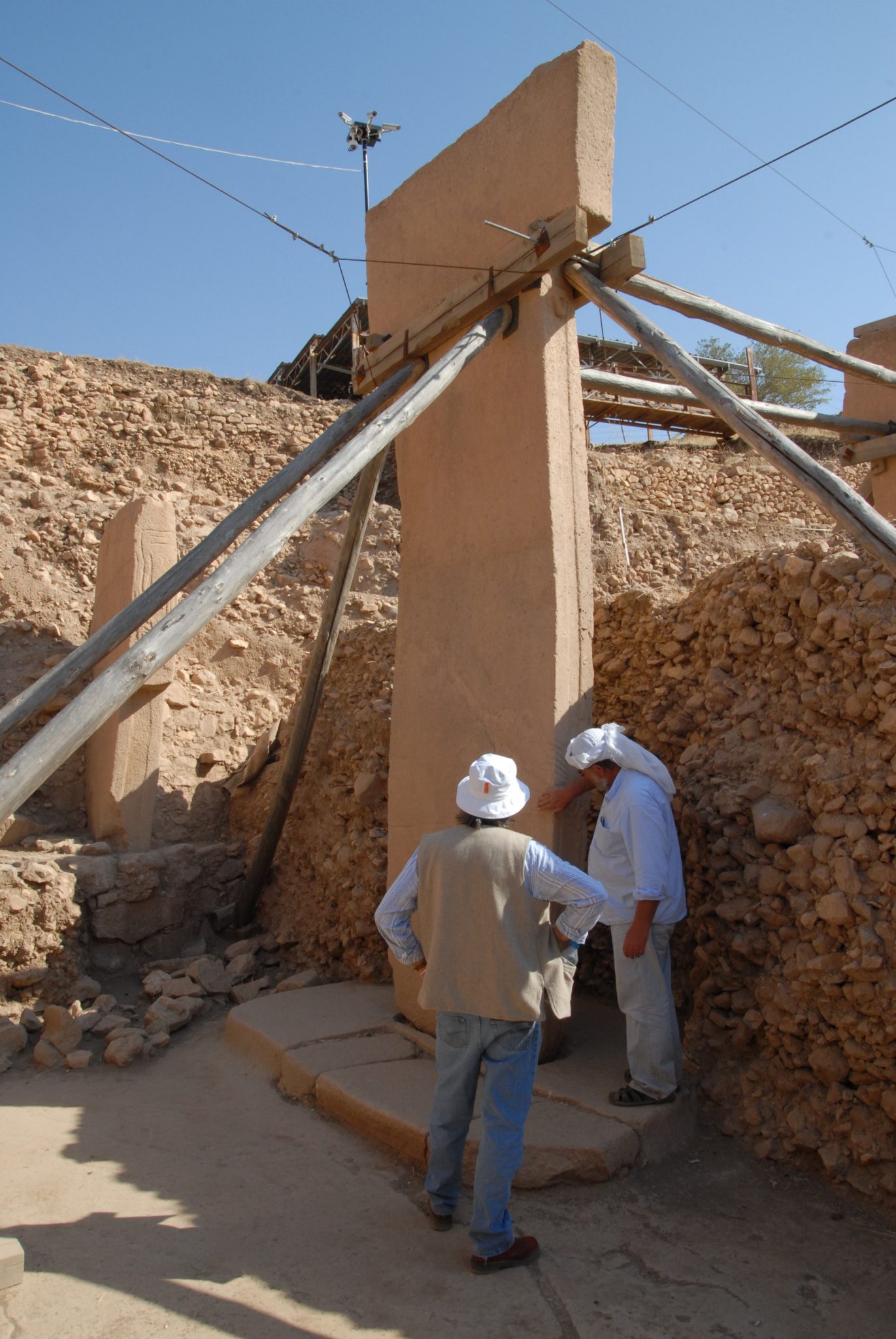 GobekliTepe_Turkey_Pillar_KlausSchmidt_2013 – World History Foundation